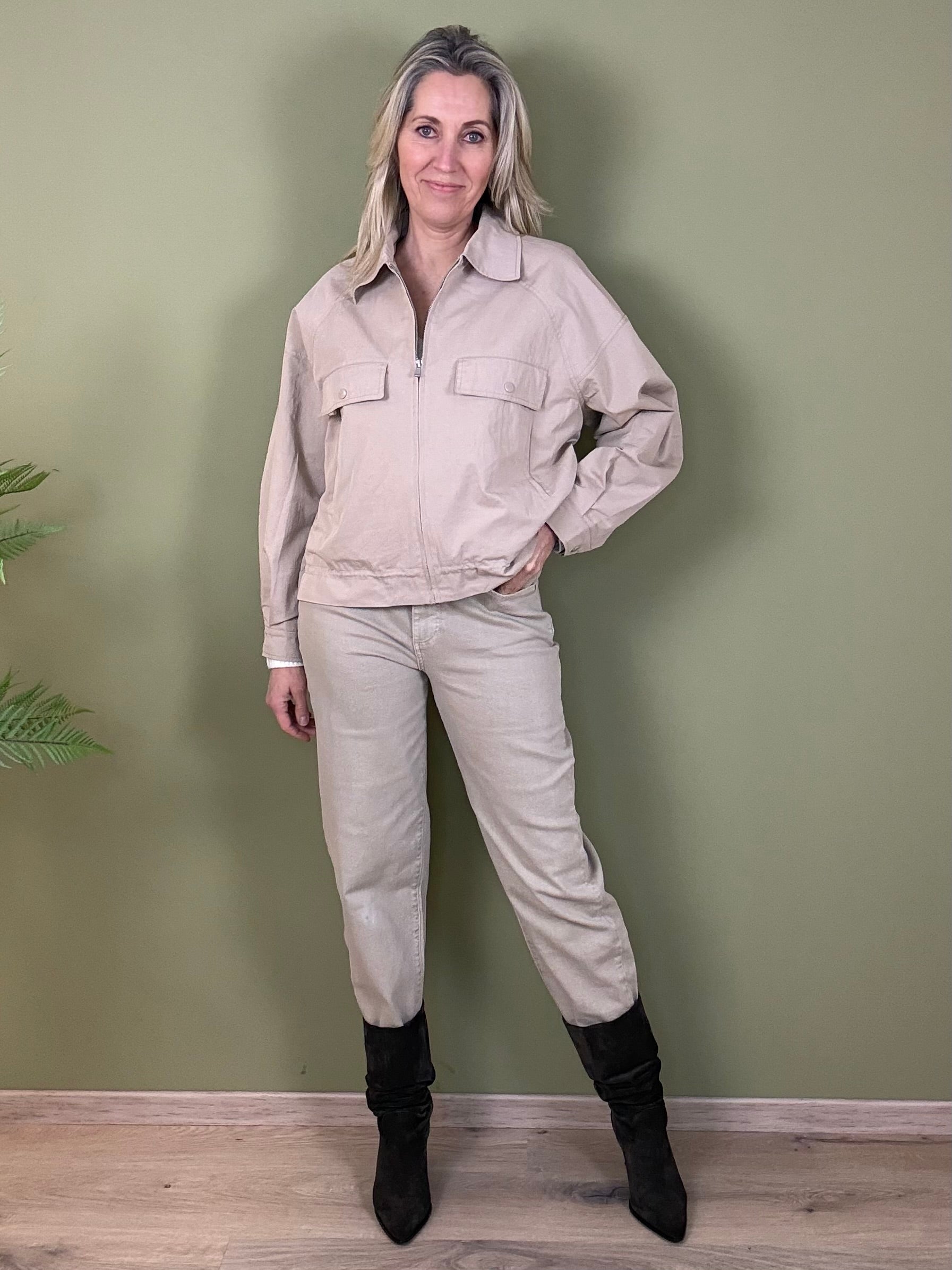 With Black – Tijdloze & Moderne Damesmode | Peet Kleding & Accessoires ...